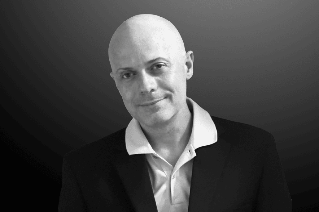 John Raynar | Marconi Award-Nominated Voiceover Talent